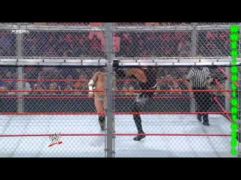 Videos WWE: Hell in a Cell - CM Punk vs. The Undertaker | Superluchas