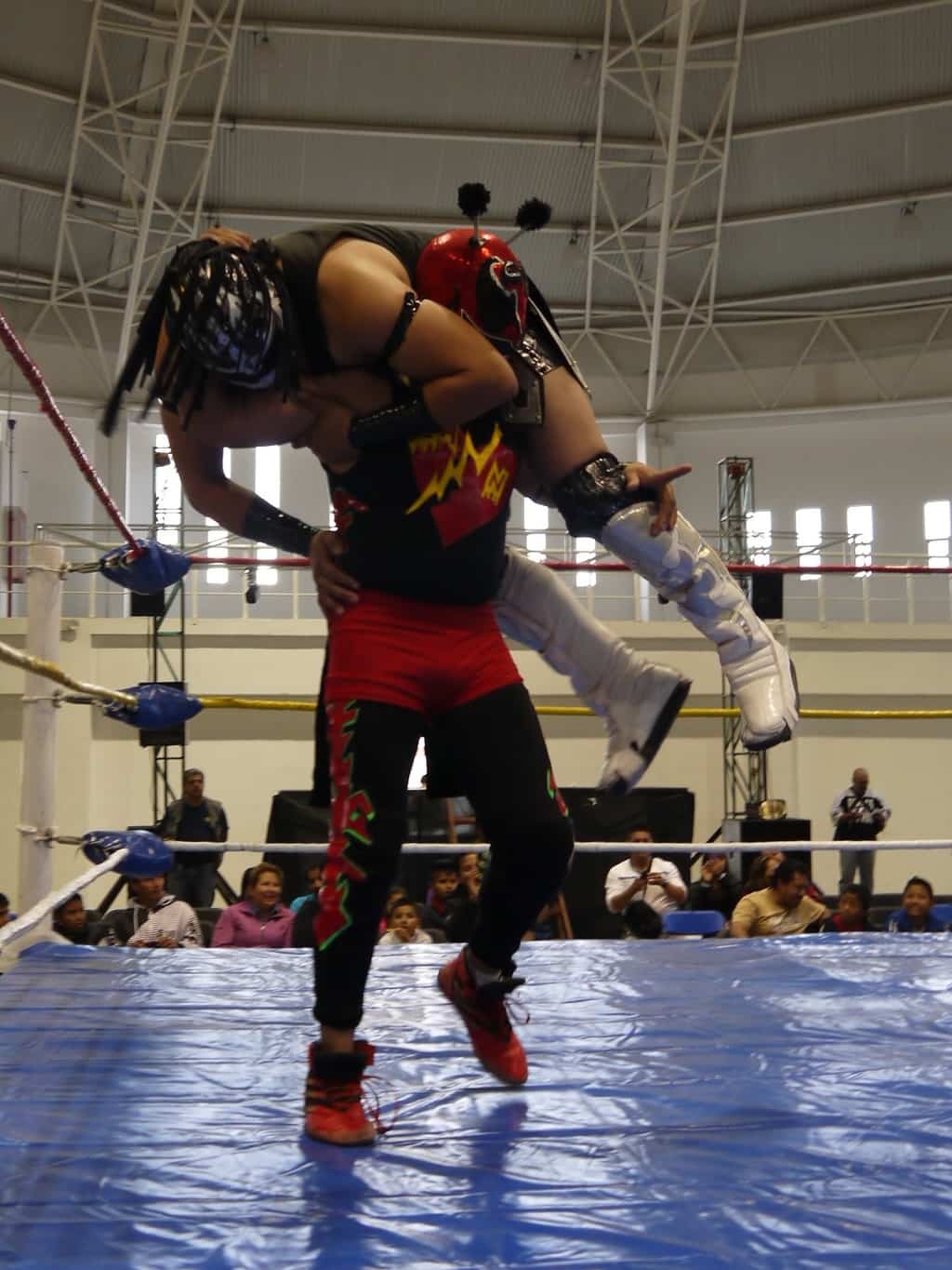 CWF: Canek Jr. e Hijo de Fishman retadores oficiales. | Superluchas