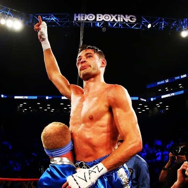 Chris Algieri venció a Ruslan Provodnikov por título OMB | Superluchas