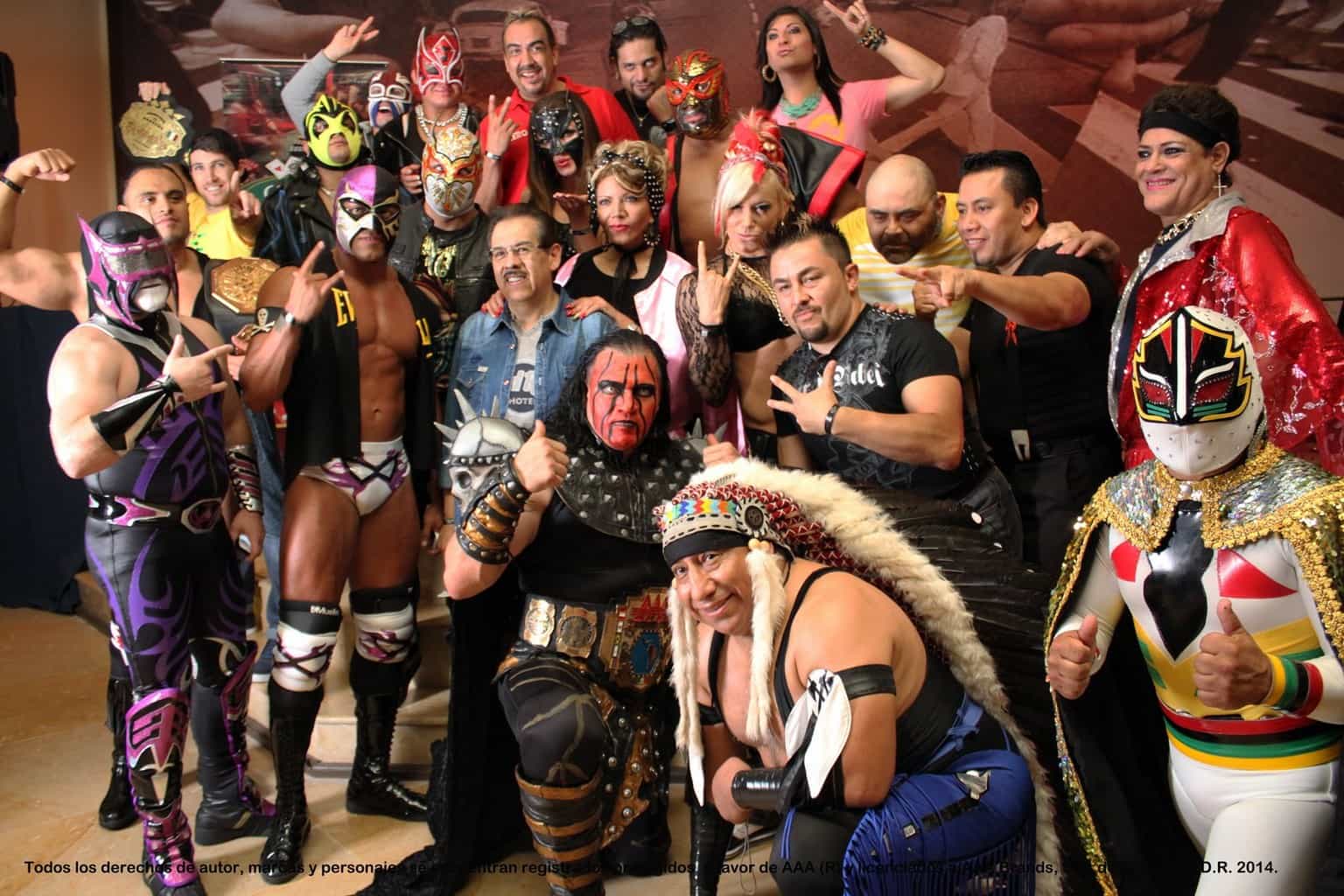 AAA: Comienza Ring & Rock StAAArs, glamour y elegancia en la Alfombra ...