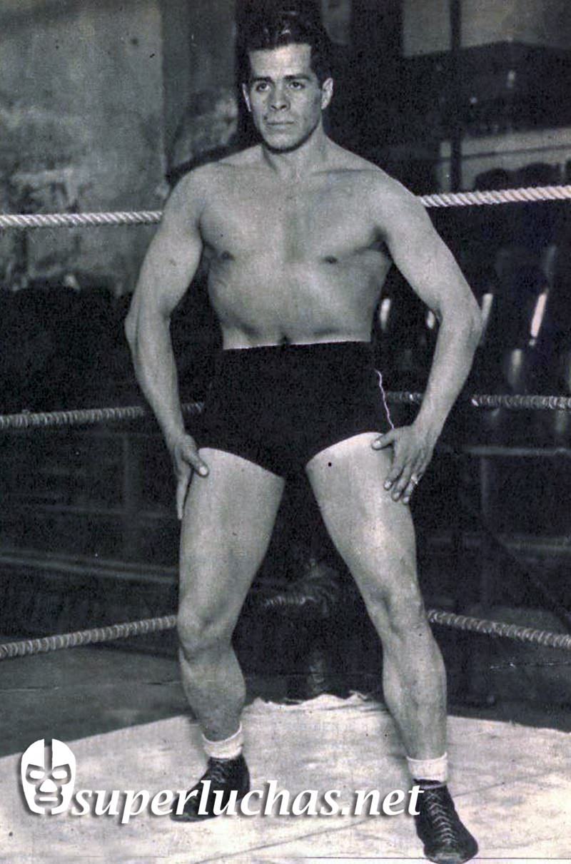 En un día como hoy… 1939: Tarzán López vence a Gus Kallio y obtiene una ...