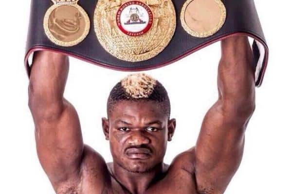 Lebedev y Kalenga llegaron a acuerdo para pelea titular | Superluchas