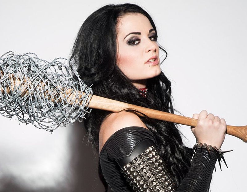 A Paige le gustaría enfrentar a Stephanie McMahon en una lucha con ...