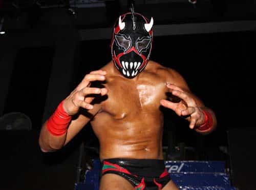 Akuma y Bobby Zavala están listos para formar parte de En Busca de un ...