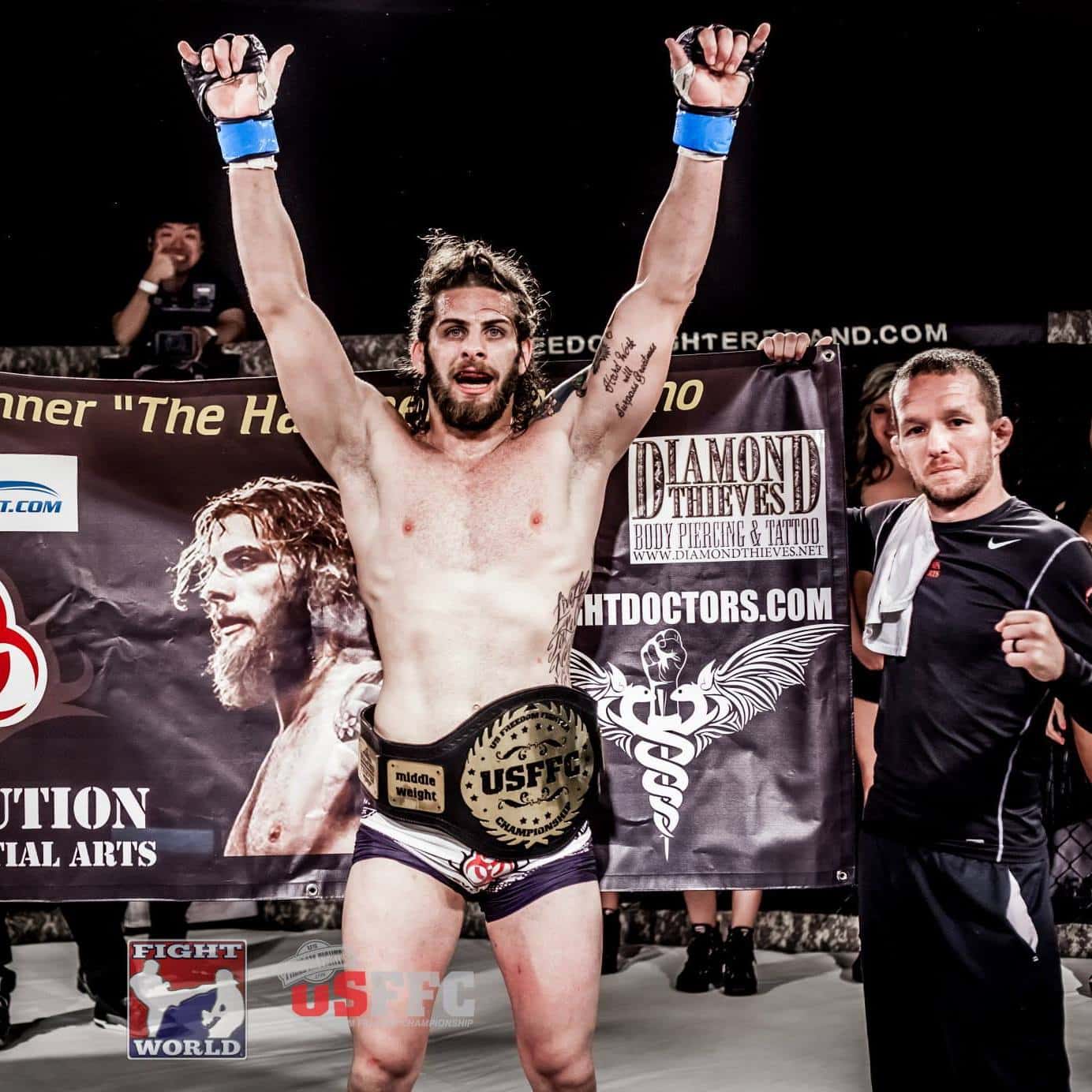 Tanner regresa a las MMA a falta de contrato con WWE | Superluchas