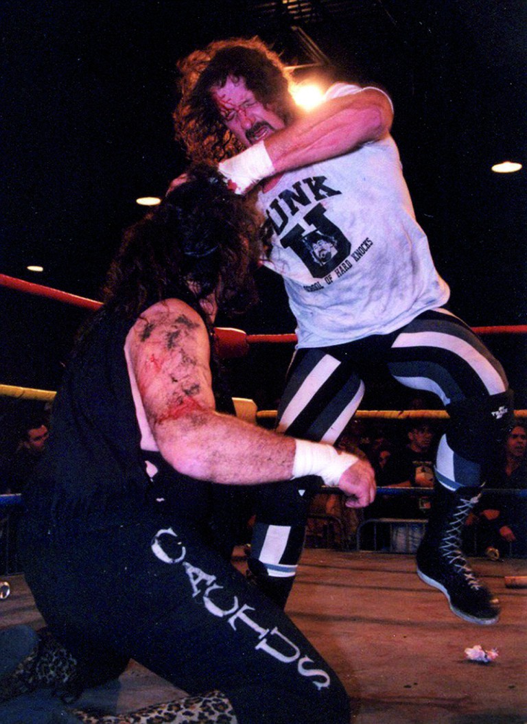 IWA: King of the Deathmatch – 1995: El legendario torneo ultraviolento ...