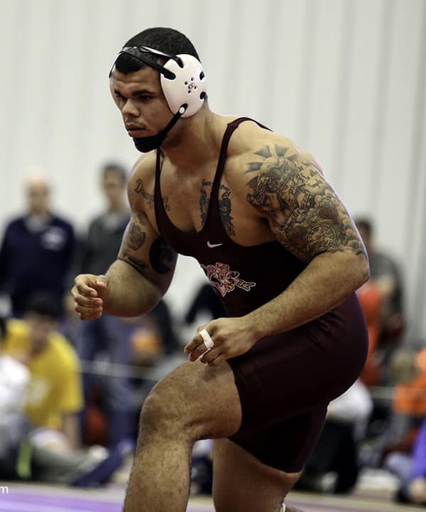 Un gigante polaco, un medallista en lucha grecorromana, TMDK y Nikki ...