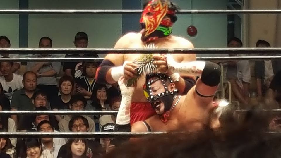 Violento Jack hace historia al vencer a Jun Kasai y se proclama nuevo ...