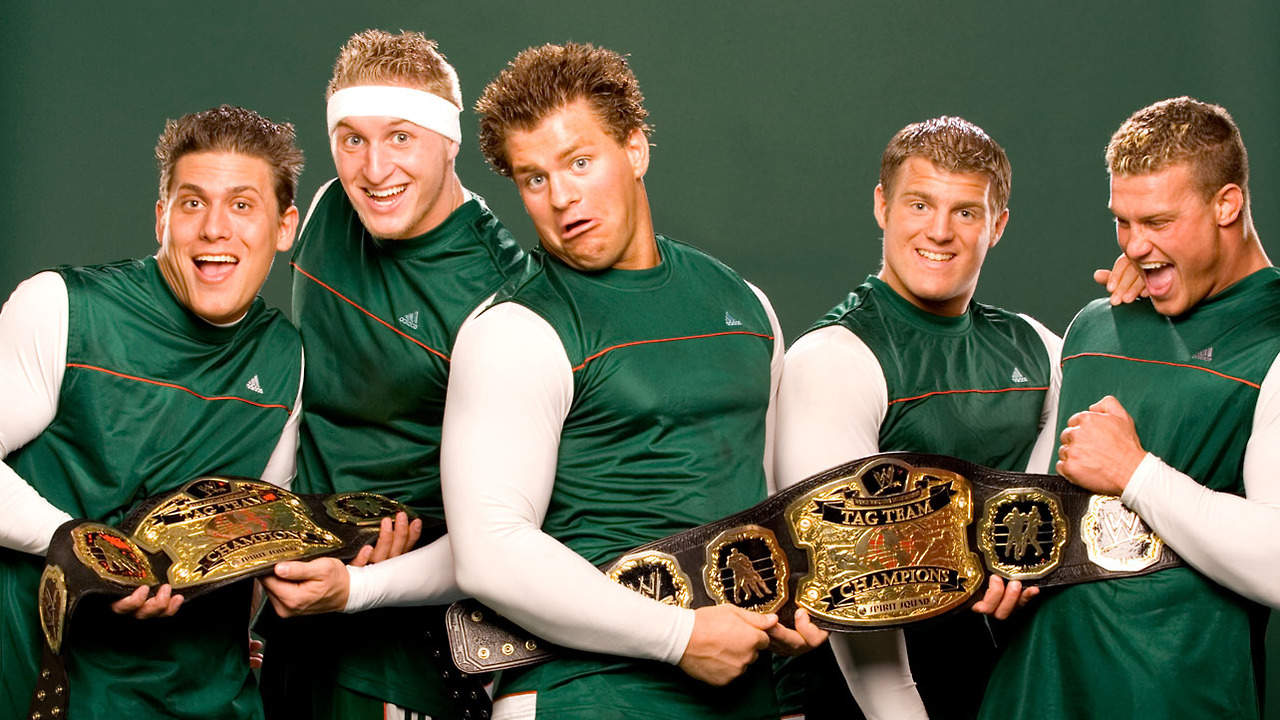 Cuando la facción completa se llena de oro - TIM Wrestling