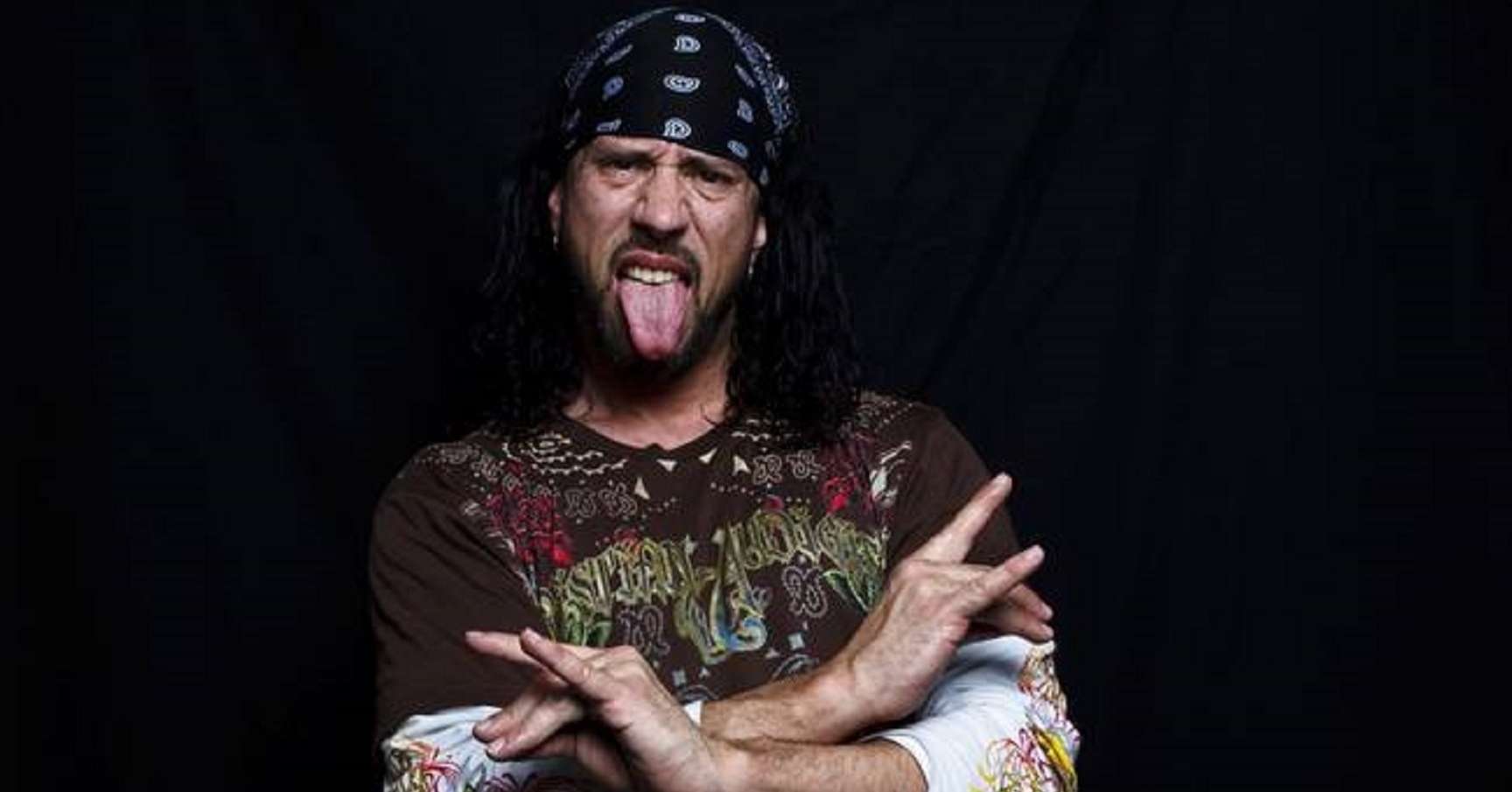 X-Pac comenta sobre Neville permaneciendo en WWE | Superluchas