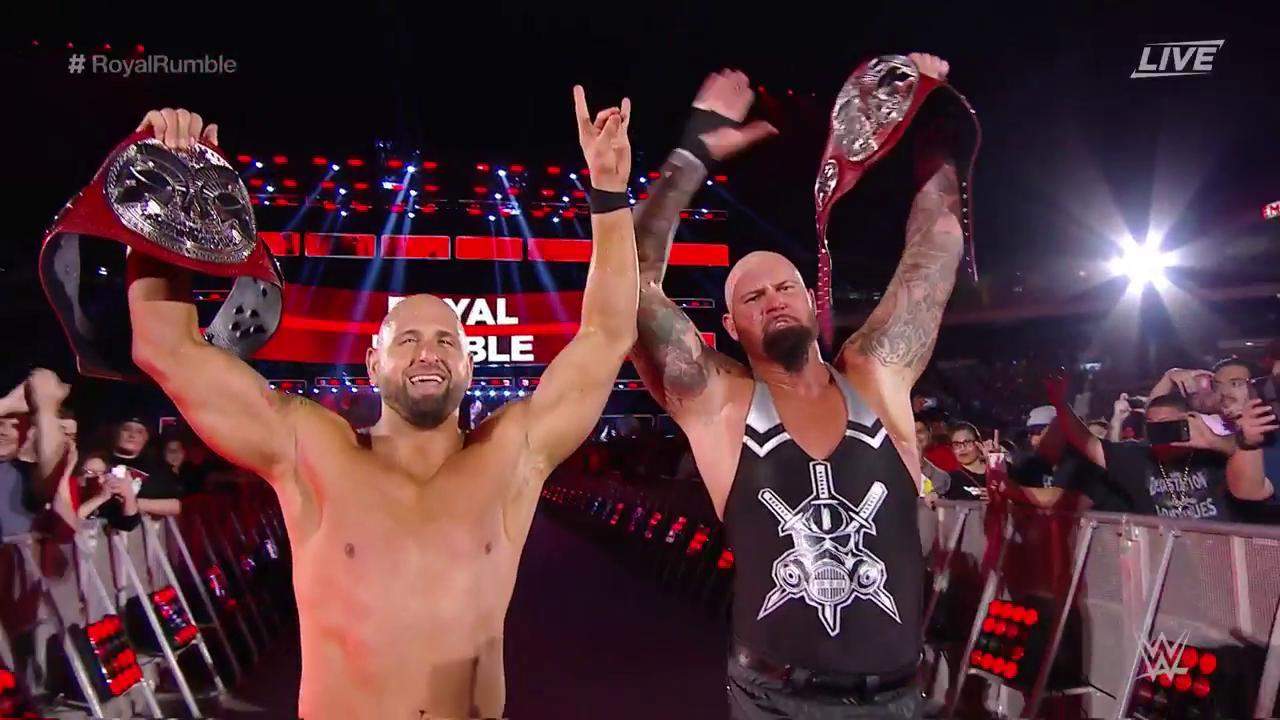¡Luke Gallows y Karl Anderson NUEVOS Campeones en Pareja Raw en Royal ...