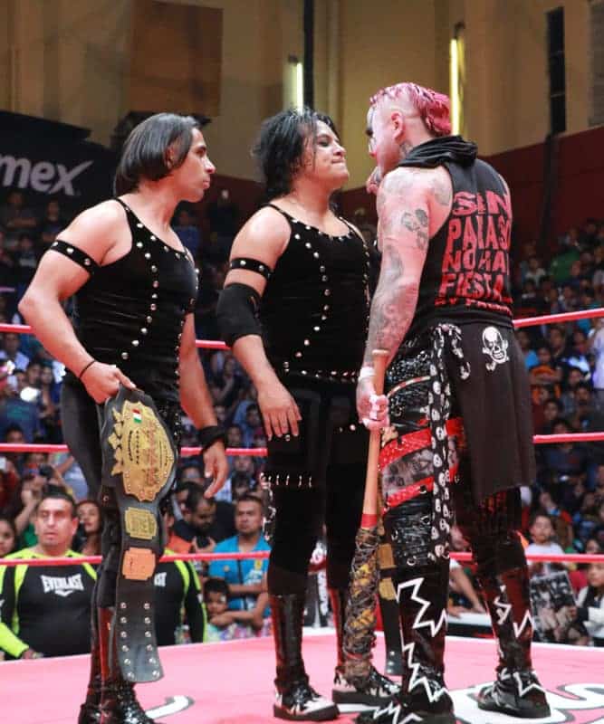 AAA - Resultados en Arena Neza - 31/03/2017 - Cuervo y Scoria nuevos monarcas de parejas; Ricky ...