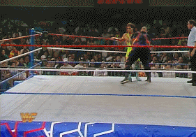 Monday Night Raw Clásico (16 mayo 1994) — Yokozuna vs. Earthquake