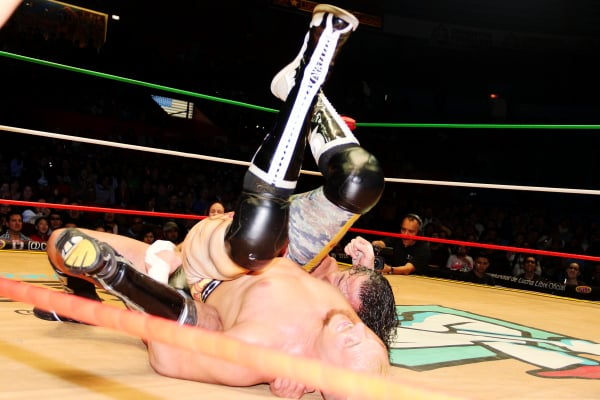 CMLL: Resultados “Sin Piedad” Negro Casas rapa a Sam Adonis | Superluchas