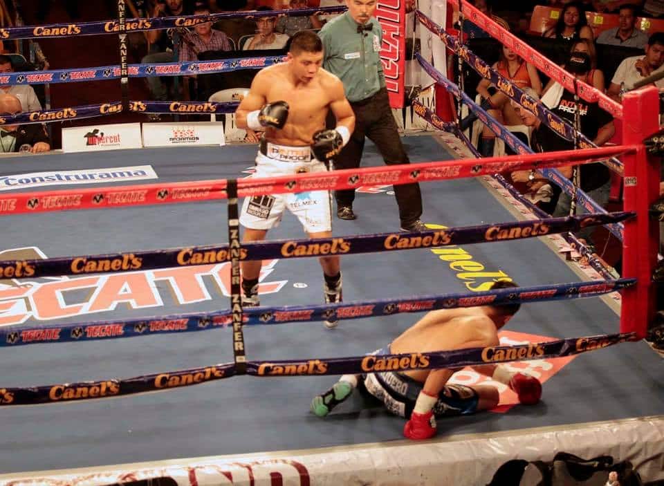 Jaime Munguía desmanteló a Johnny Navarrete | Superluchas