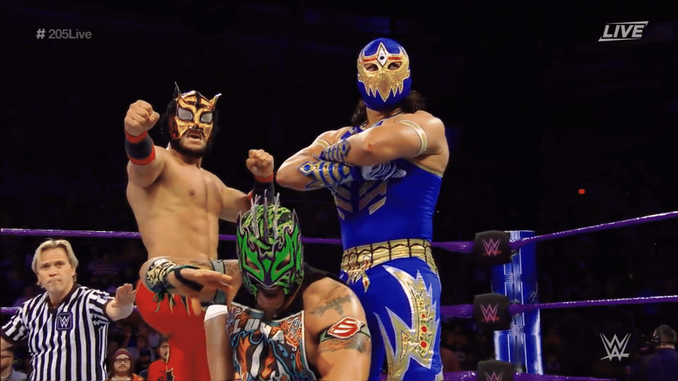 Esta es la opinión de los oficiales de WWE de Lucha House Party