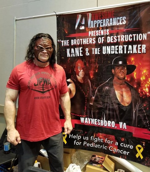 Evento benéfico con Kane y Undertaker, cancelado y sin reembolsos