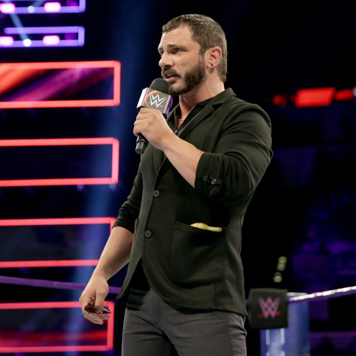 Austin Aries deja Twitter a causa de su salud mental