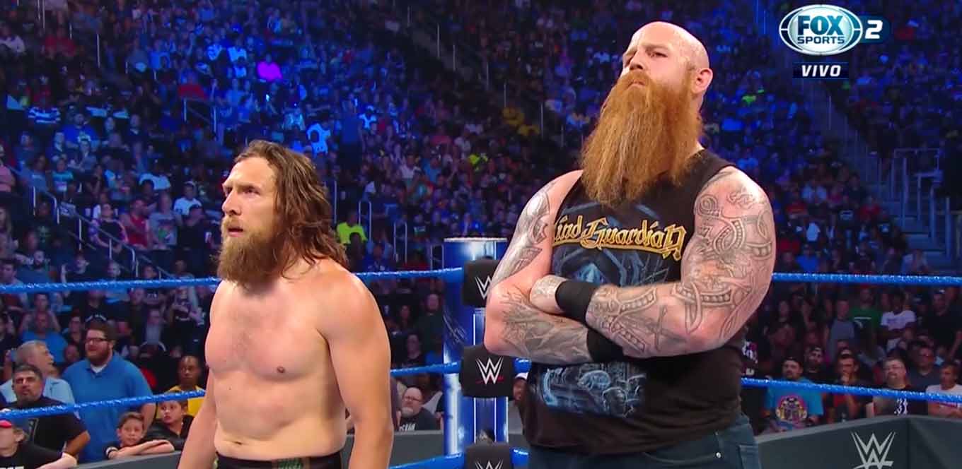 ¡Revelado! El atacante misterioso de Roman Reigns fue Rowan