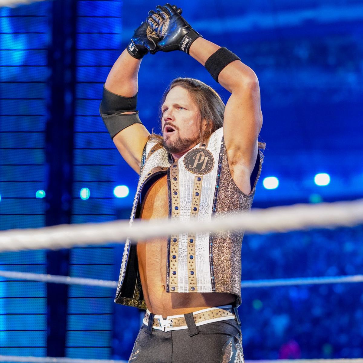 AJ Styles does not understand why everyone is attacking WWE | Superfights