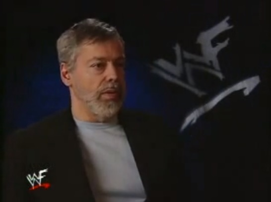 Kerwin Silfies, histórico director de televisión de WWE, afectado por ...