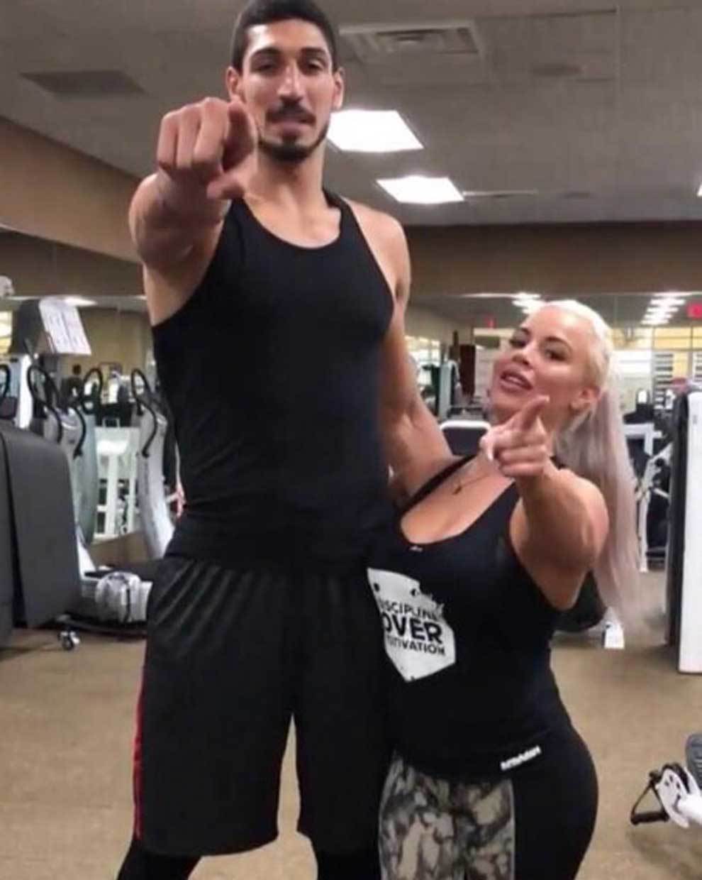 Todo sobre Enes Kanter y WWE, incluyendo su relación con Dana Brooke ...