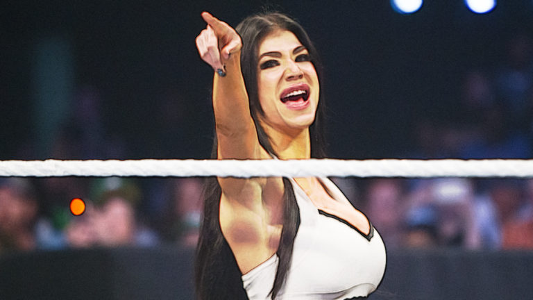 Épico y Rosa Mendes denuncian trato recibido de WWE | Superluchas