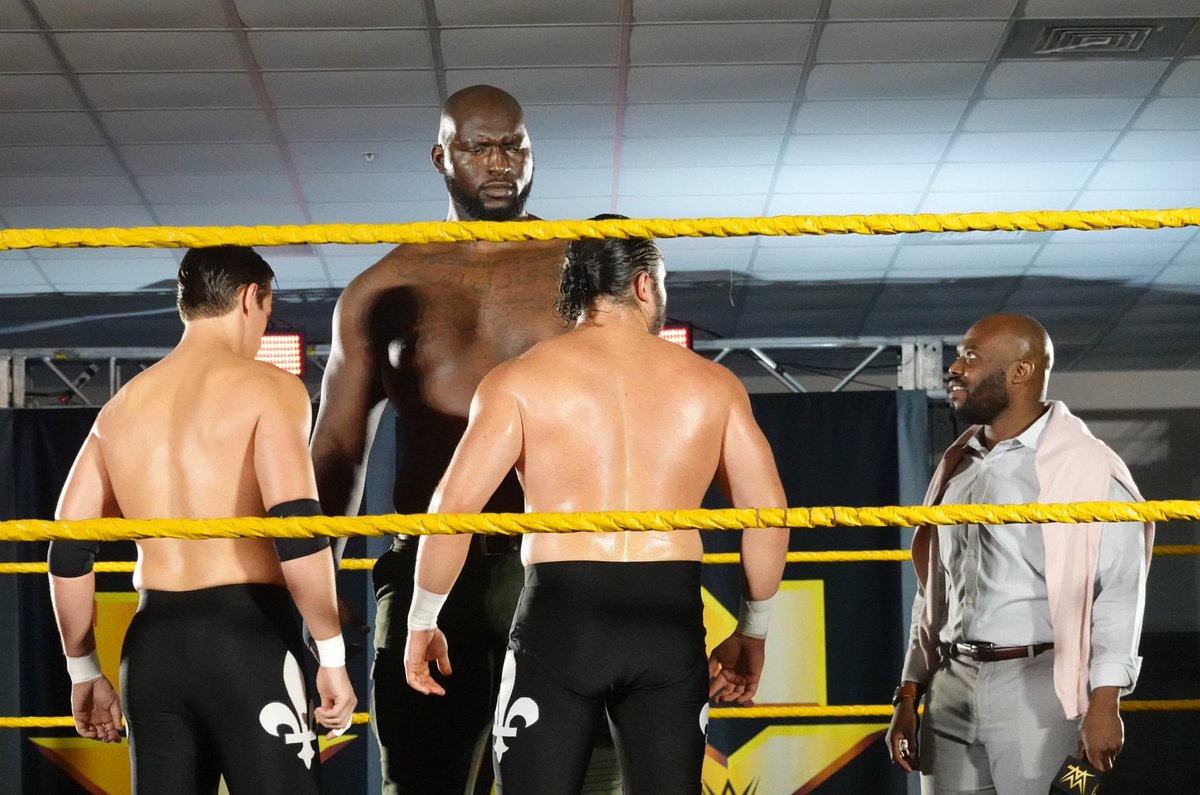 Así fue el debut del gigante Jordan Omogbehin en NXT