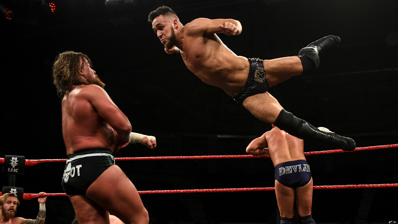 A-Kid, la figura española de NXT UK: «Siempre quise ser un superhéroe ...