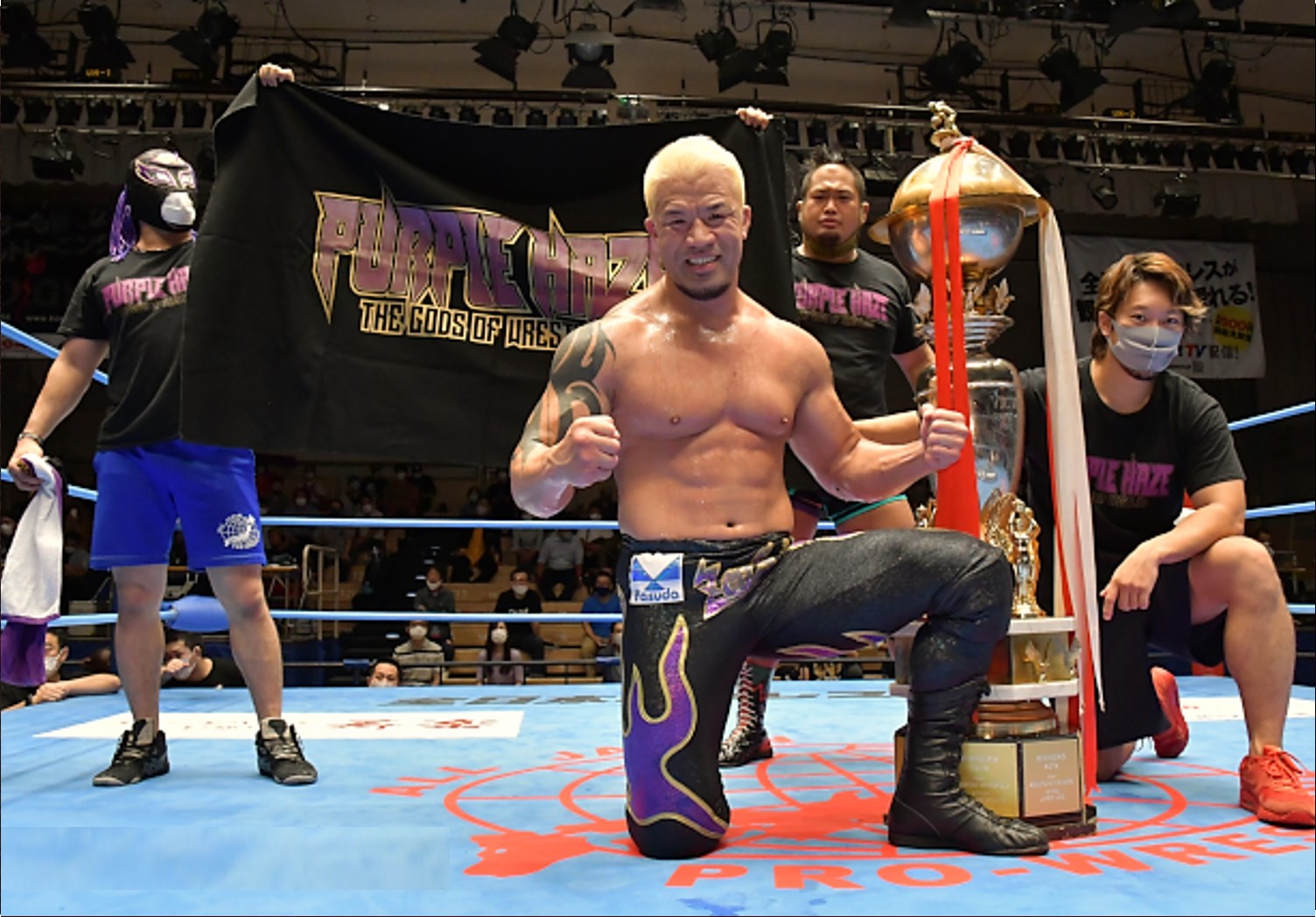 AJPW: «Champion Carnival 2020» Gran Final - Zeus es el vencedor ...