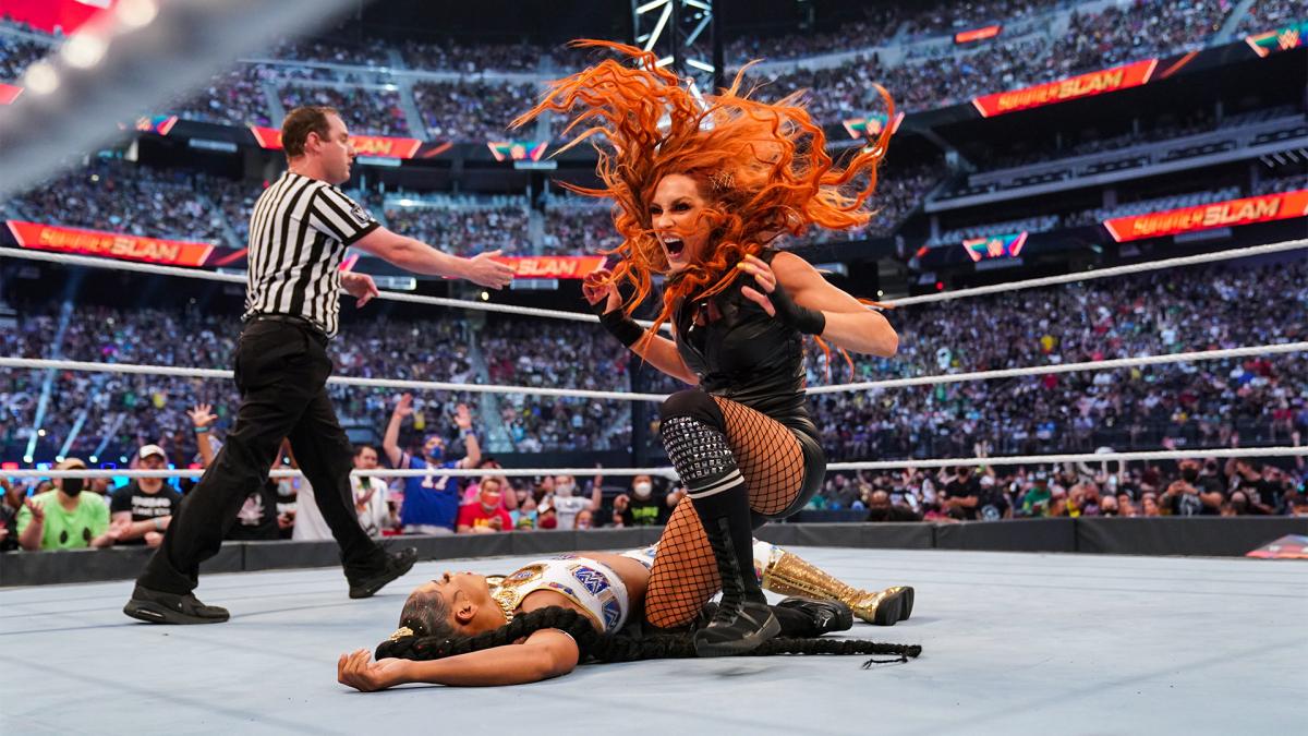 Bianca Belair revela cuándo supo del regreso de Becky Lynch a WWE | Superluchas