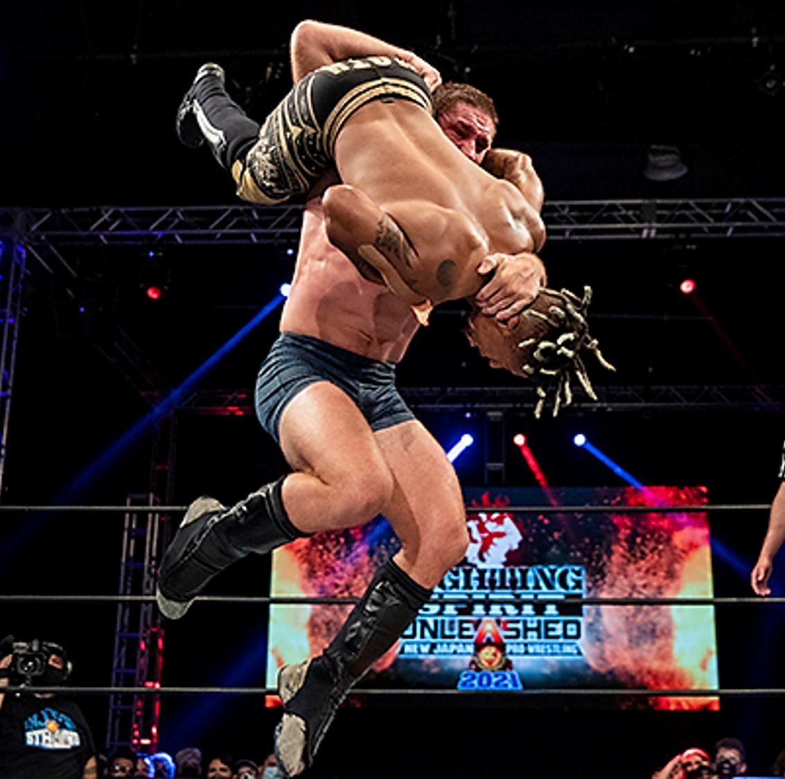 NJPW: «Fighting Spirit Unleashed 2021» Tom Lawlor defiende su cetro ... NJPW: «Fighting Spirit Unleashed 2021» Tom Lawlor defiende su cetro ...