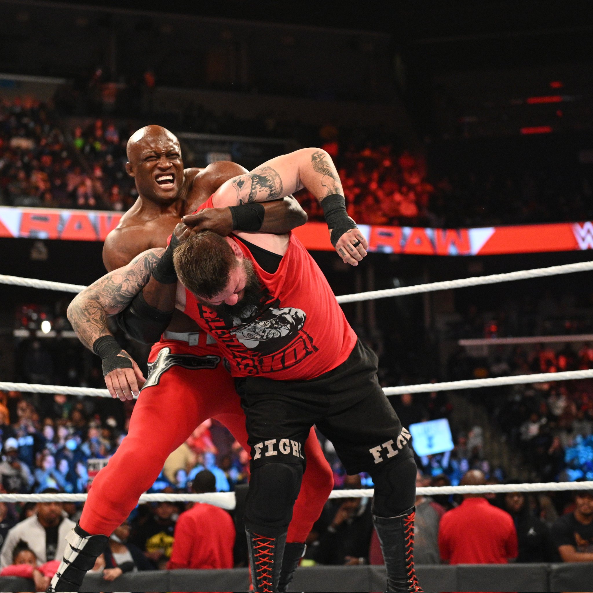 Kevin Owens, feliz de tener a Bobby Lashley en WWE Day 1 | Superluchas