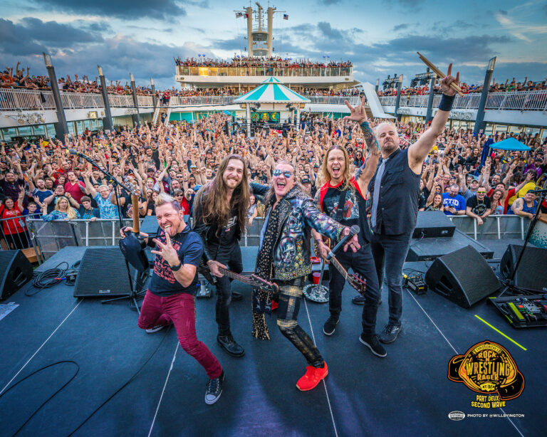 Kurt Angle quería unirse a Fozzy, banda de Jericho | Superluchas