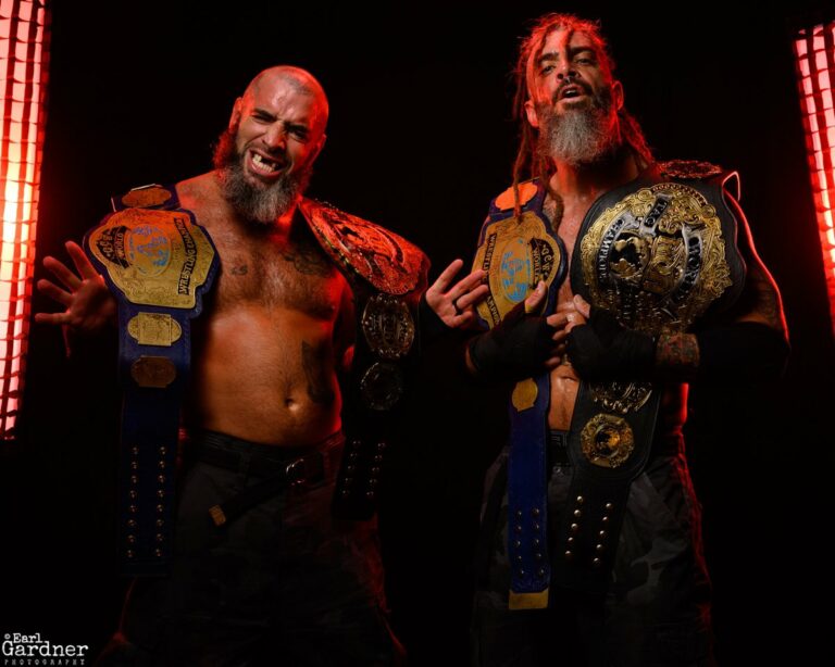 The Briscoes hablan de ganarse la trilogía titular con FTR | Superluchas