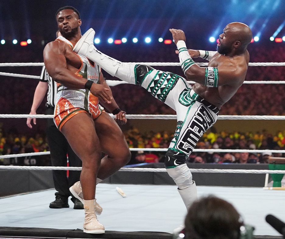 Apollo Crews quiere rivalizar con Cristiano Ronaldo | Superluchas