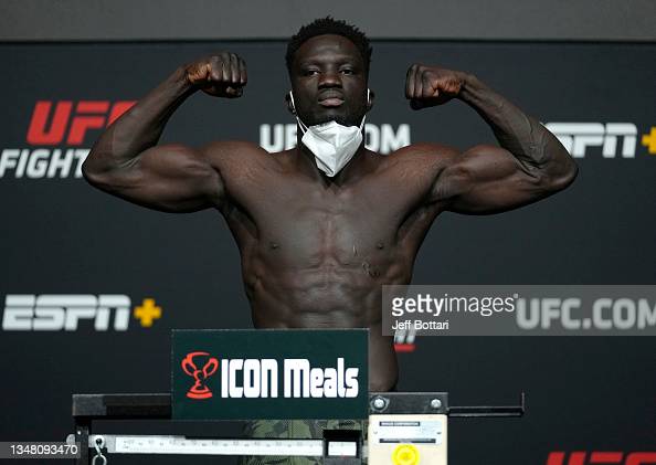 David Onama orgulloso de ser el primer peleador de Uganda en ganar en ...