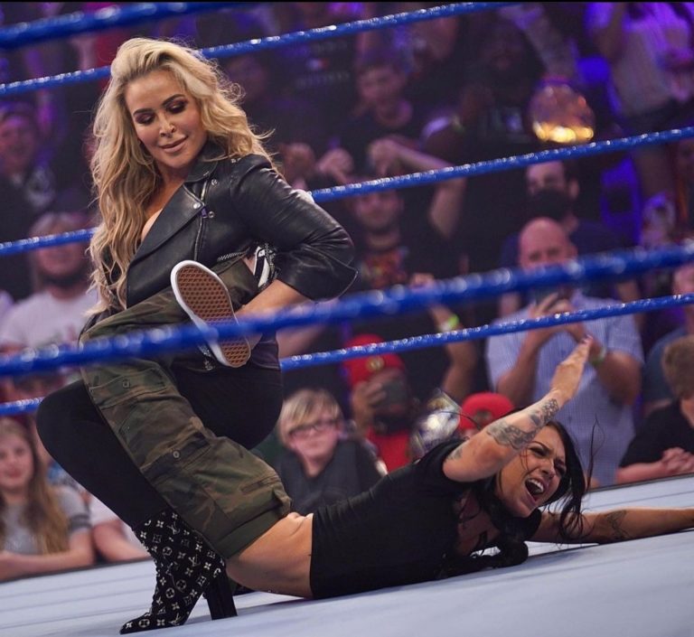 Natalya advierte a las nuevas generaciones sobre el éxito en WWE ...