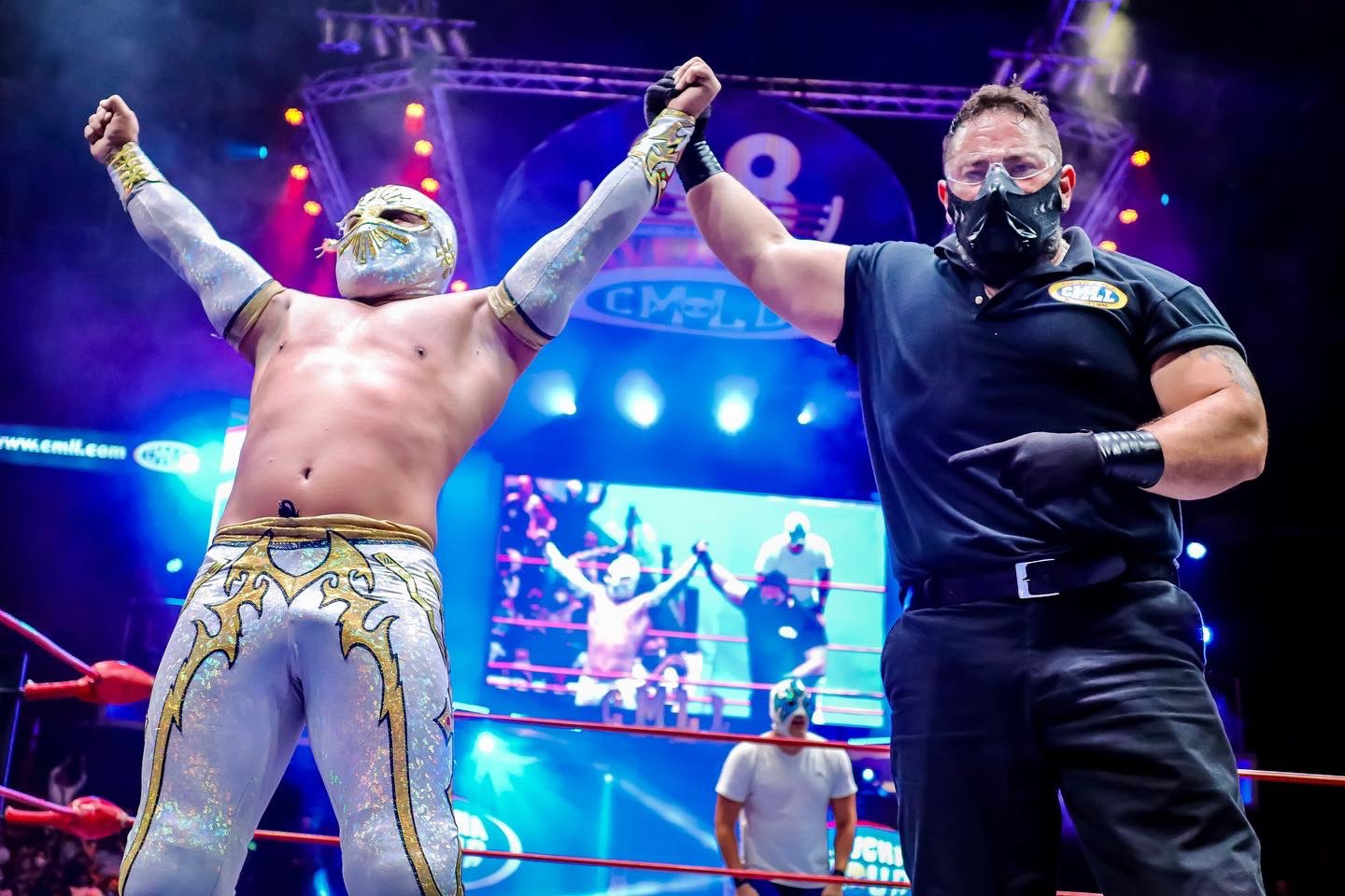 Místico consigue su pase a la final por el Campeonato Universal CMLL ...