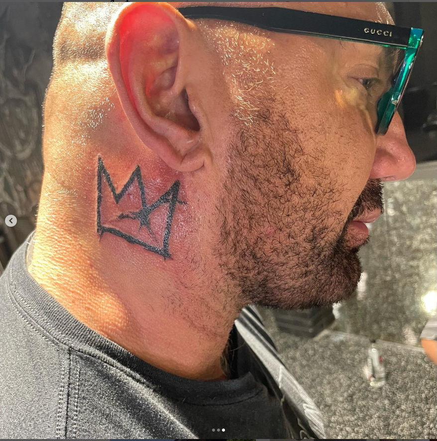 Batista impresiona con sus nuevos tatuajes | Superluchas