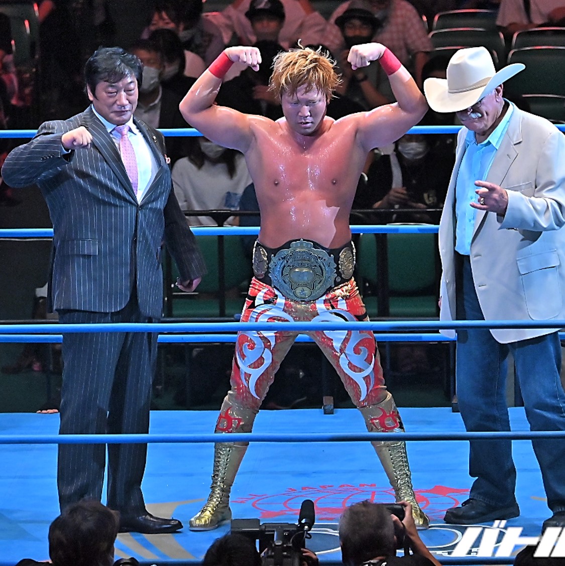 AJPW: «50th Anniversary» La vuelta al Sumo Hall | Superluchas