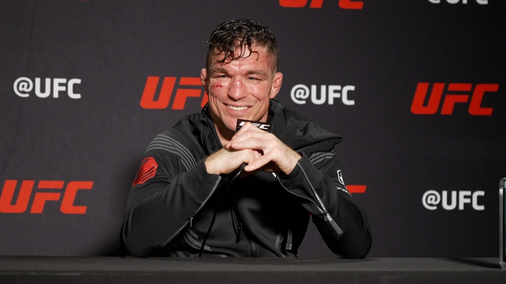 Elkins revela lesiones sufridas en UFC ESPN 42 | Superluchas