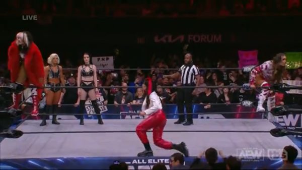 Britt Baker y Jamie Hayter derrotaron a Saraya y Toni Storm | Superluchas