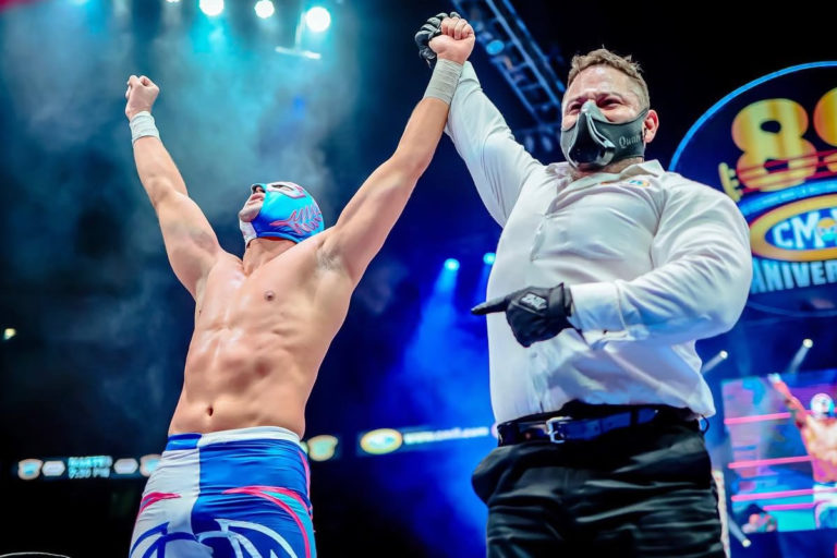 Soberano Jr. derrotó a Templario en mano a mano | Superluchas