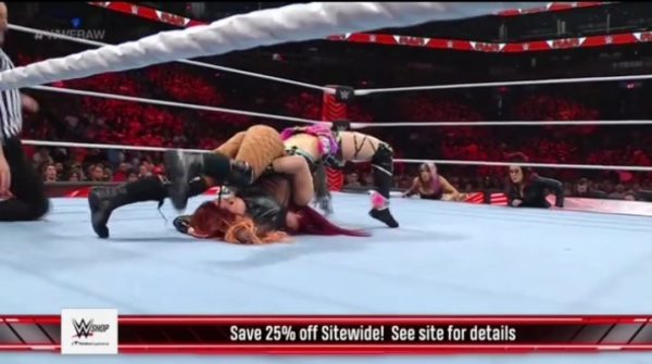 Becky Lynch derrota a Iyo Sky rumbo a WrestleMania 39 | Superluchas