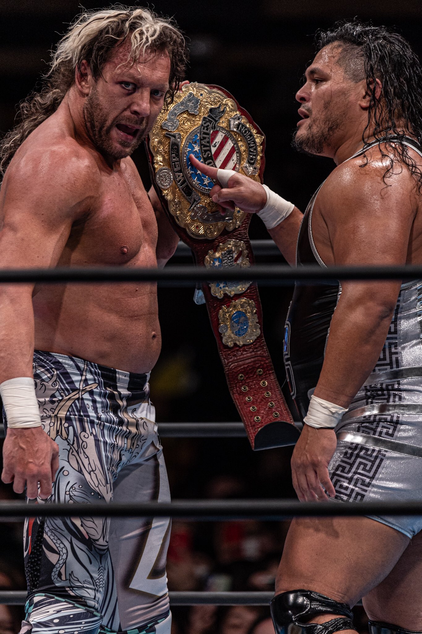 Teddy Long: «Kenny Omega vencería a Kurt Angle en su apogeo»