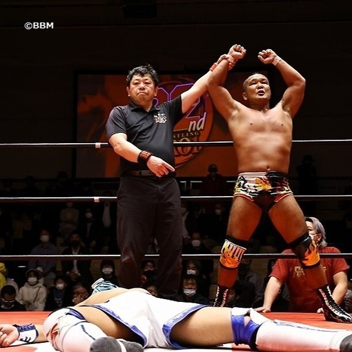 Zero1: «22nd Anniversary» Masato Tanaka retiene | Superluchas