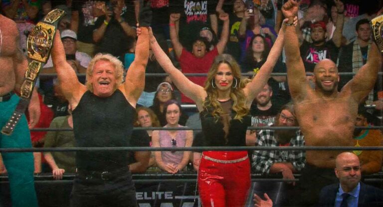 Karen Jarrett hace su inesperado debut en AEW | Superluchas