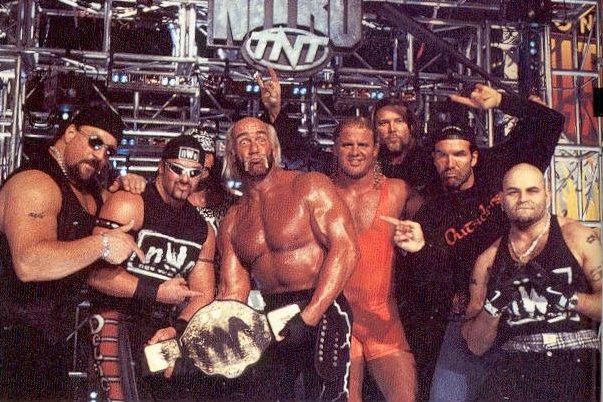 Hulk Hogan cuenta todo de la formación de la nWo | Superluchas