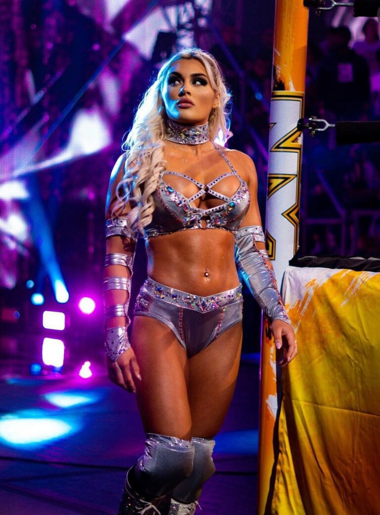 El resurgimiento de Tiffany Stratton tras una aterradora lesión en WWE NXT | Superluchas